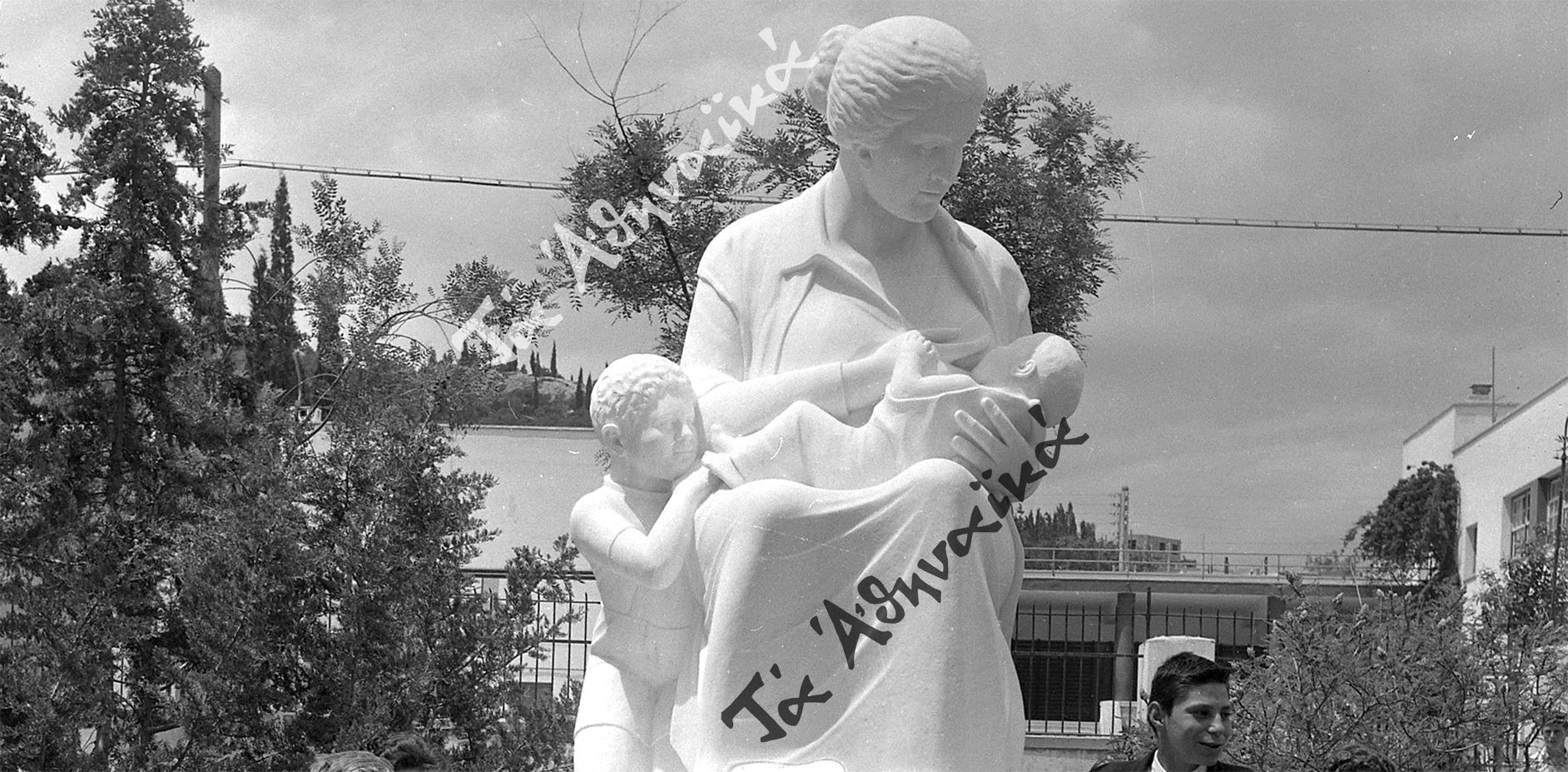 Η καρδιά της μάνας: «Μη χτύπησες παιδί μου;» - ΤΑ ΑΘΗΝΑΪΚΑ