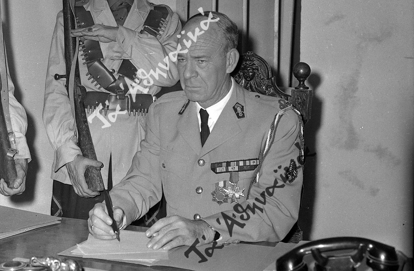 Ο Λαυρέντης Διανέλλος εκπροσώπησε την αυθεντική ψυχή του Έλληνα - ΤΑ ...