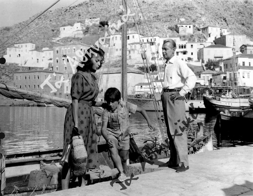 Τα «πέτρινα» χρόνια του μεταπολεμικού τουρισμού - ΤΑ ΑΘΗΝΑΪΚΑ